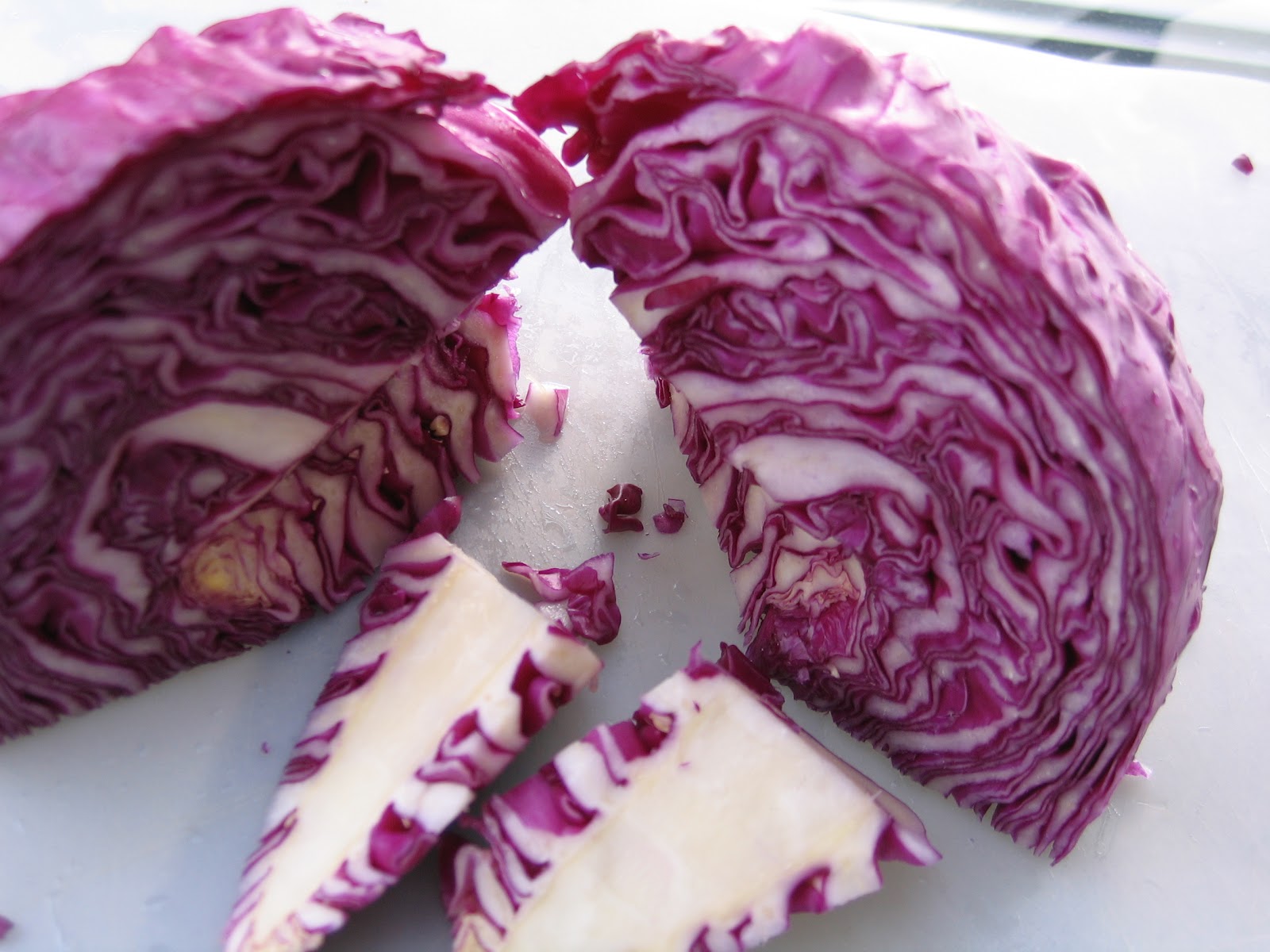 Yasemin's Kitchen: Red Cabbage Salad