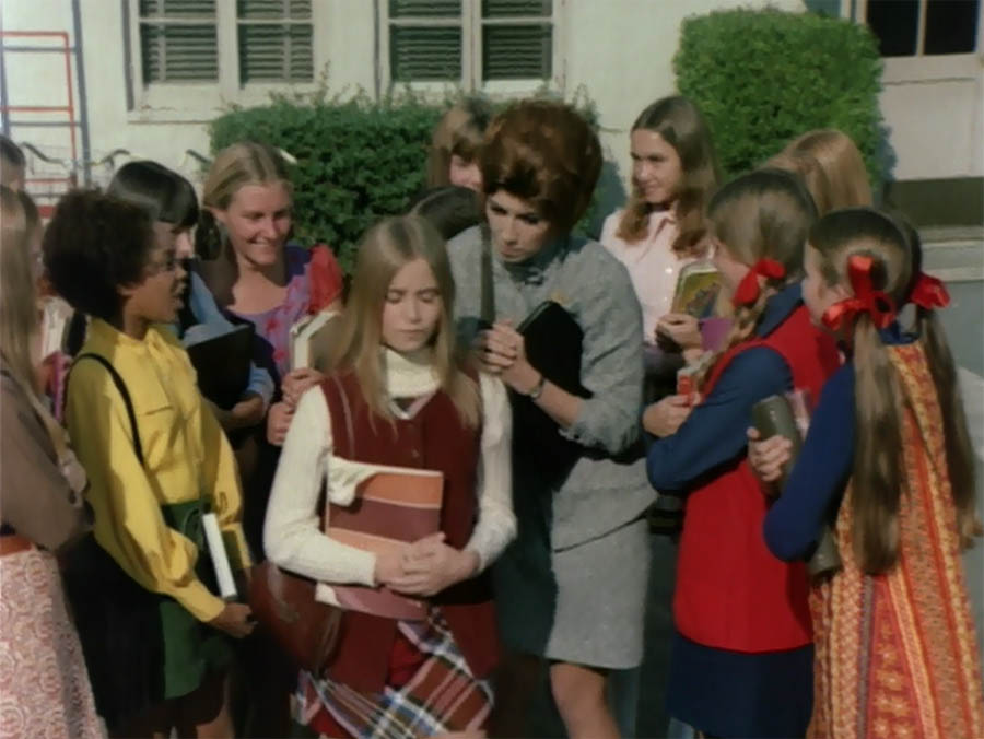 Captive Wild Woman: Live-blogging the Brady Bunch Davy Jones Episode ...