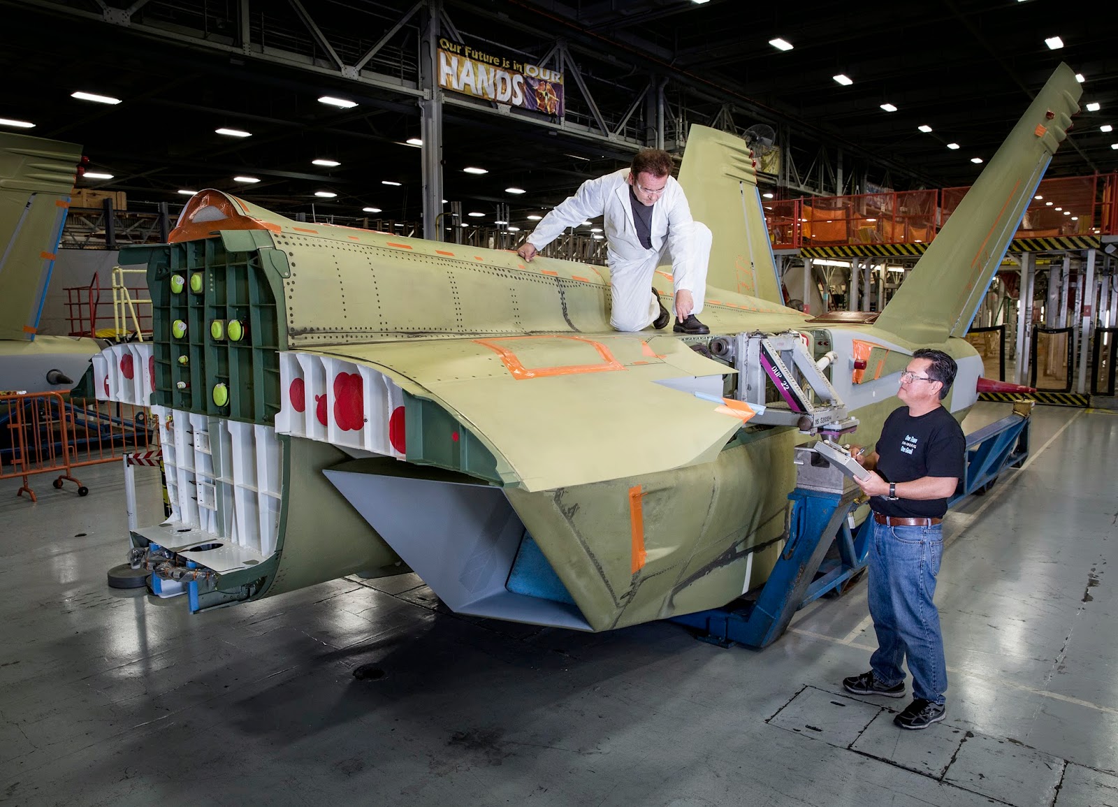 DEFENSE STUDIES: Northrop Grumman Delivers Center/Aft 'Shipset' for ...