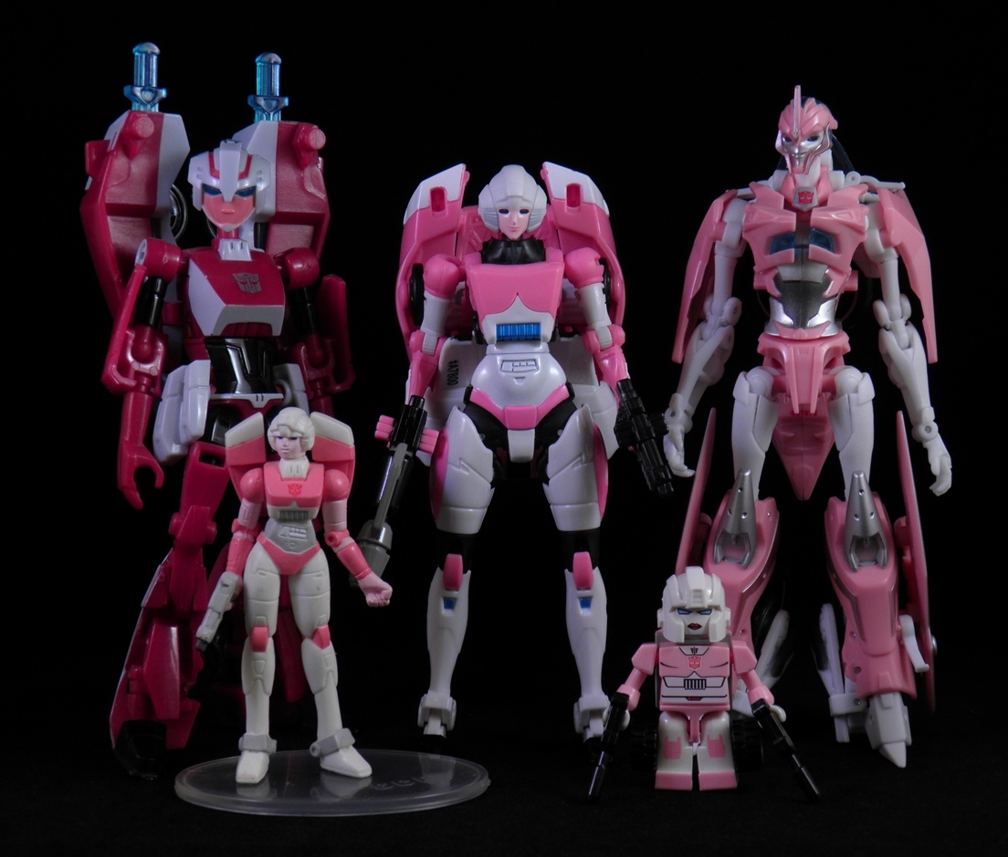 She's Fantastic: Transformers: Generations - ARCEE!