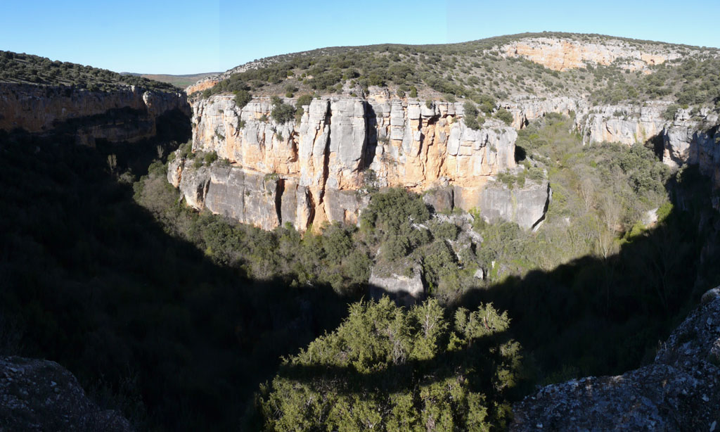 Amuso: Hoces del río Piedra
