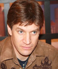 Fantastical Musings: Fandom Fest Debuts New Literary and Gaming Tracks