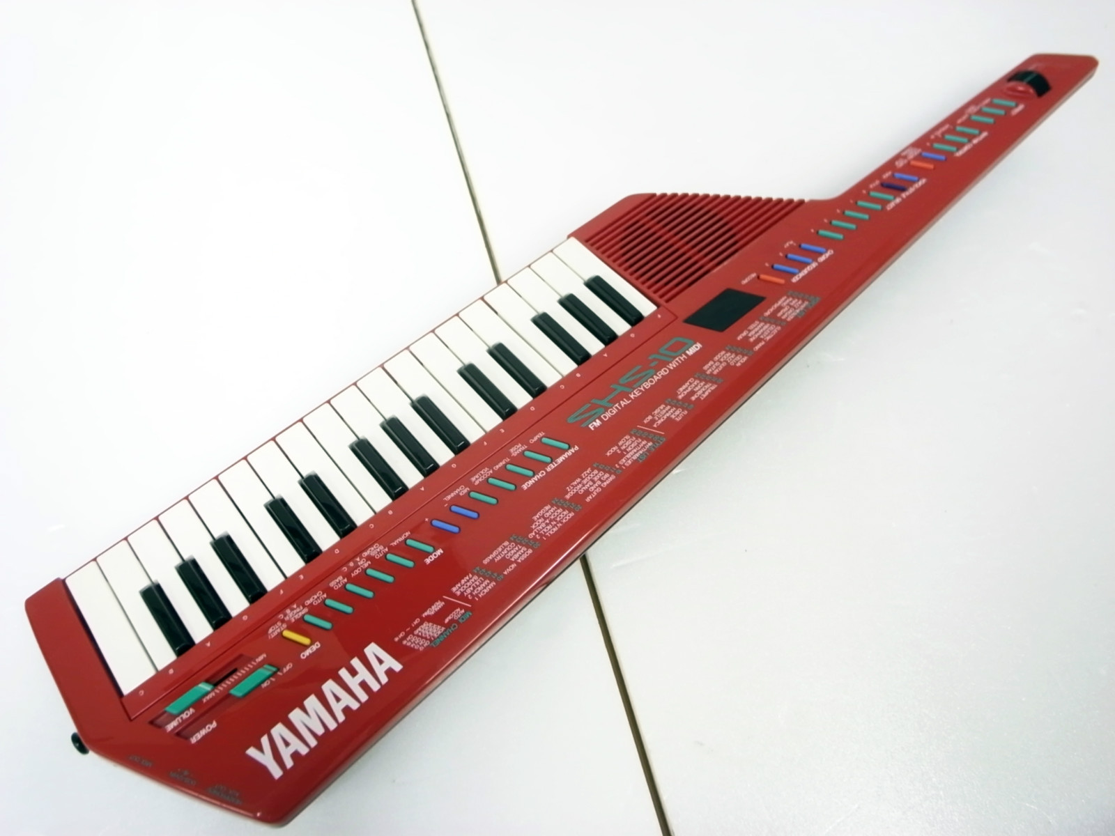 MATRIXSYNTH-B: YAMAHA SHS-10 Keytar SN 284608 with Gig Bag