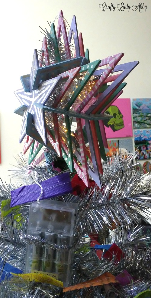 HOLIDAY DIY: Painted 3D Wood Star Tree Topper