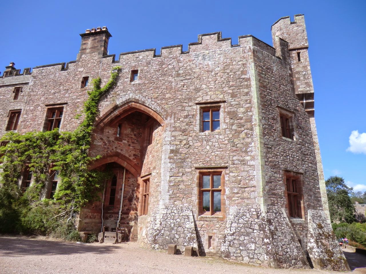 pearshapedcrafting: The Castle Visit (if you've got the time!!!!)