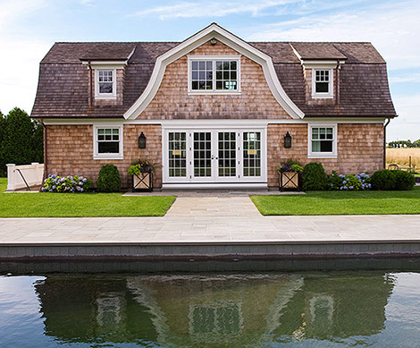 HOLLYWOOD CAPE COD: Gambrel roof lines