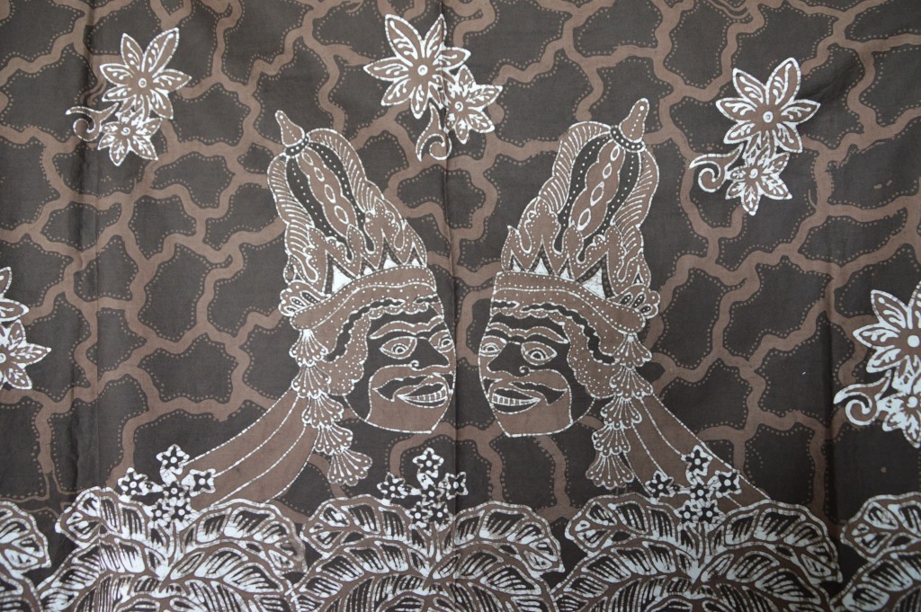 SAAT BERKUNJUNG KE BONDOWOSO, JANGAN LUPA SINGGAH DI SENTRA BATIK ...