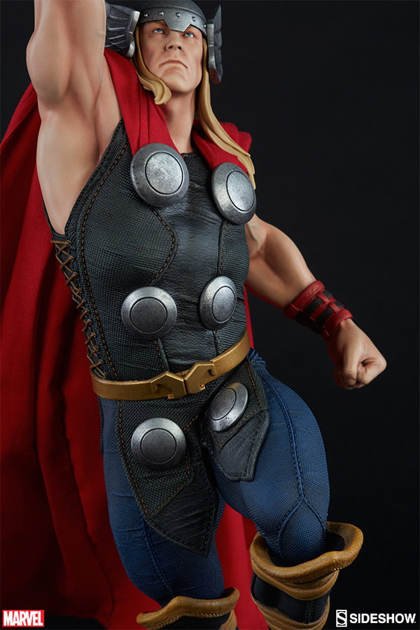 Avengers Assemble - Thor Statue (Sideshow Collectibles)