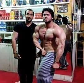 world bodybuilders pictures: kazakhstani bodybuilder gula jan ahmadzi