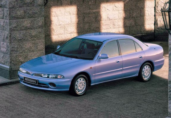 THE ULTIMATE CAR GUIDE: Mitsubishi Galant - Generation 7 (1993-1997)