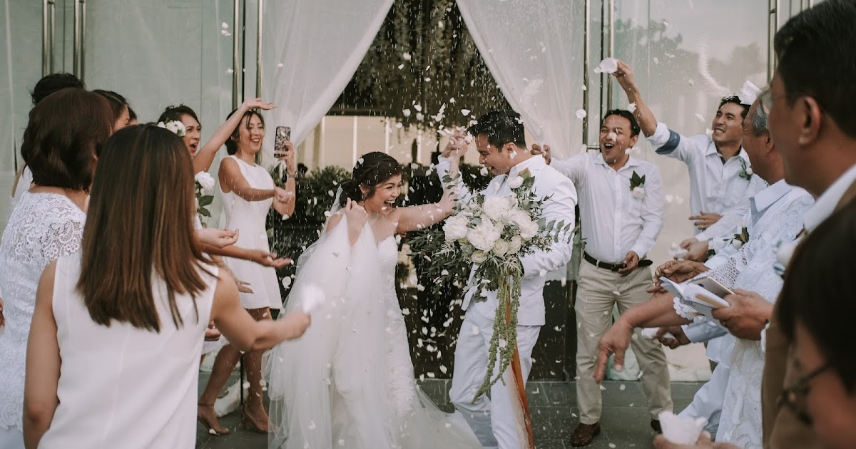 Party of 35: An Intimate, "Adults-Only" Wedding ~ The Rebellious Brides