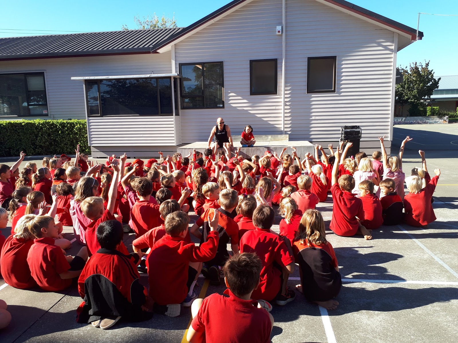 Room 3 (Team Toru) at Haumoana School : Brett Fairweather visits ...