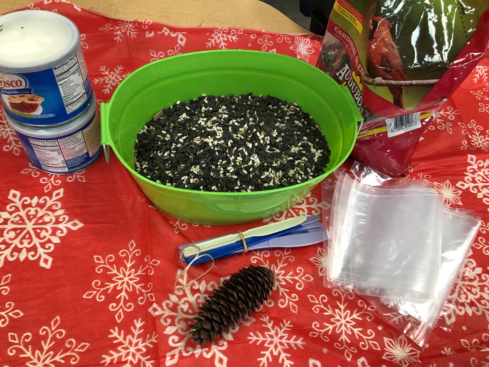 5 Winter Centers for a Welcome Winter Party - Roots and Wings