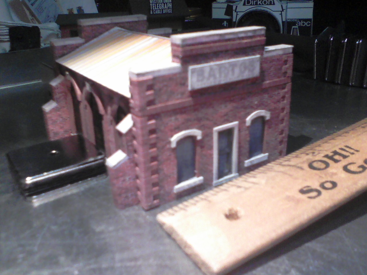 Miniature Architecture Blog: Clever Models Small Machine Shop in N Scale