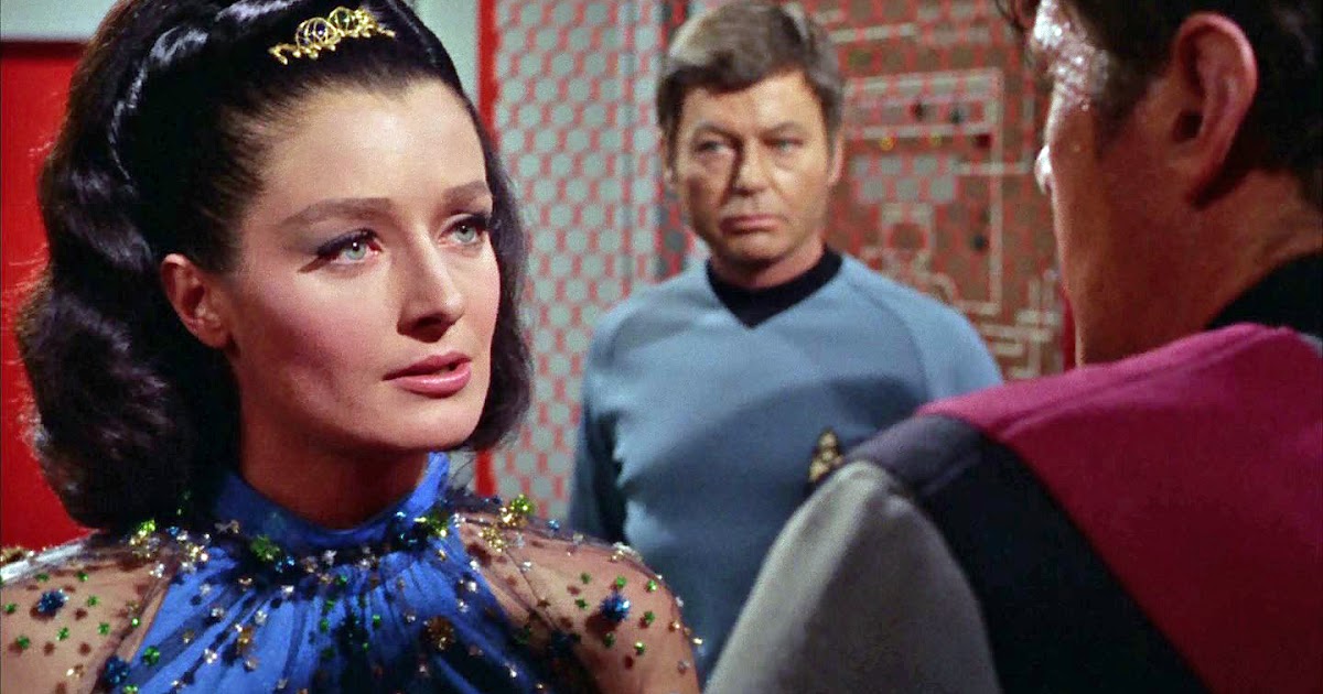 Doux Reviews: Star Trek: Is There in Truth No Beauty?