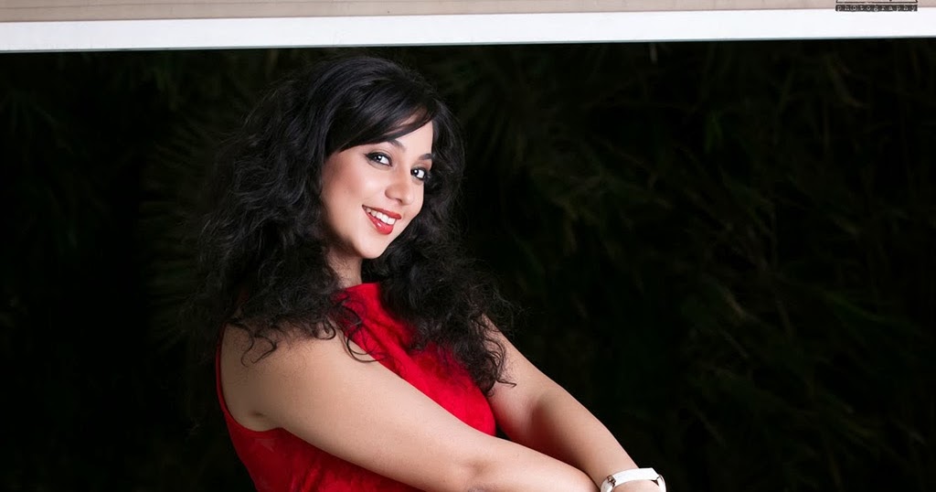 Saba Saudagar hot Portfolio Photos