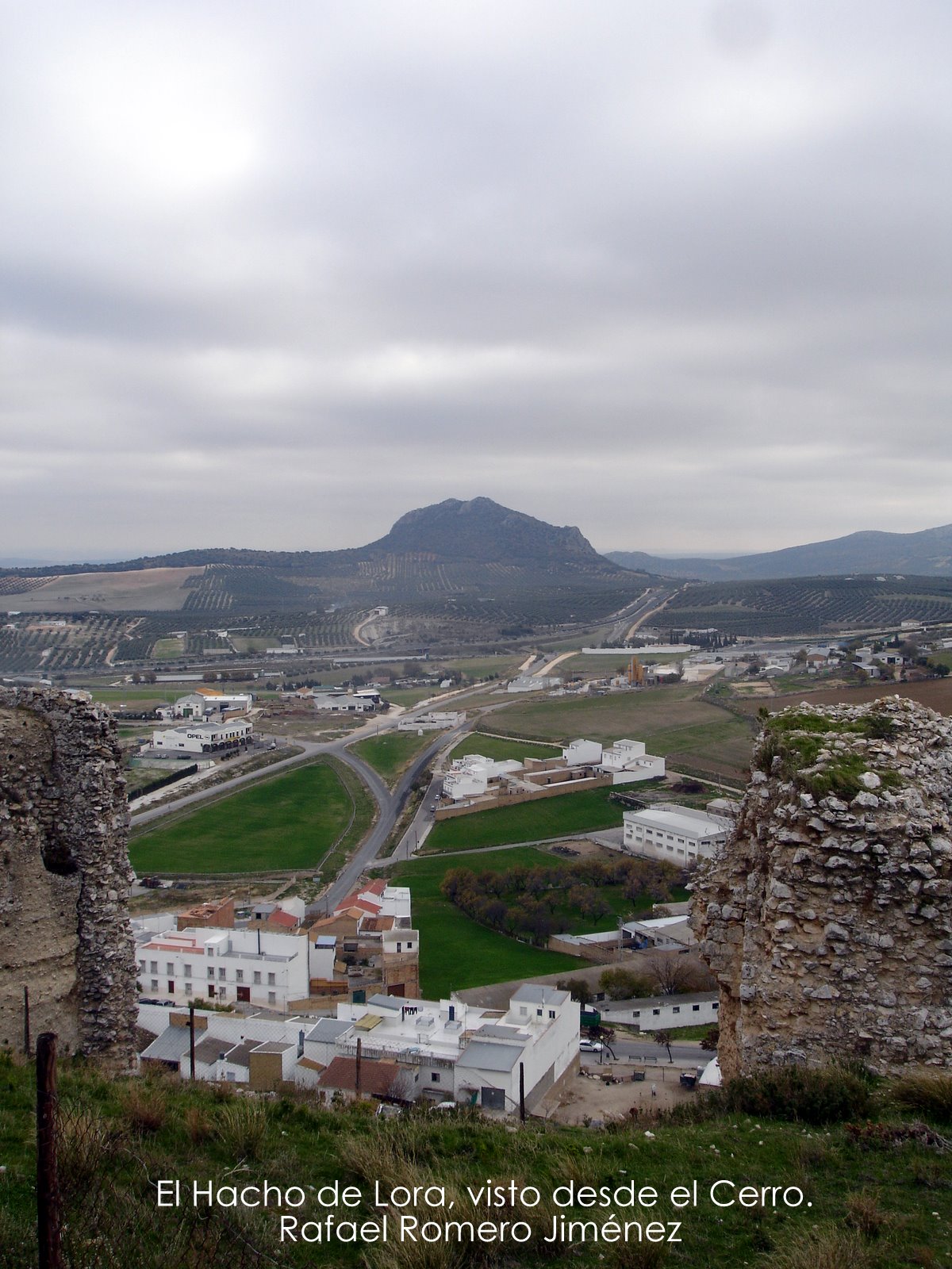 "AIRES DE LA SIERRA SUR": Estepa, El Hacho.