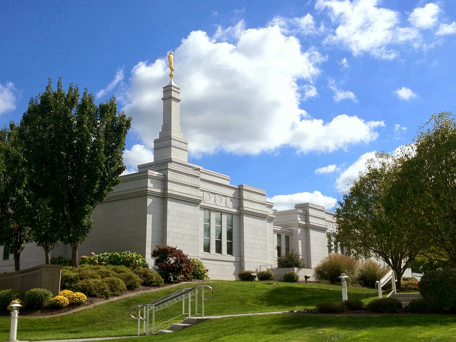 Loving for Eternity: The Sacred Grove, Palmyra Temple, and Hill Cumorah