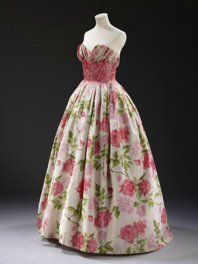 Living In Fifties Fashion: Fifties' Designer Pierre Balmain