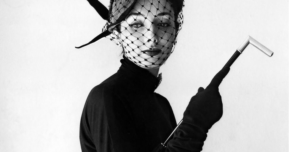 50 Stunning Fashion Photos Taken by Willy Maywald From Between the ...