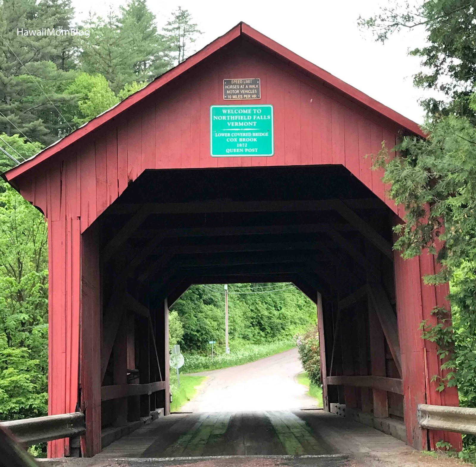 Hawaii Mom Blog: Visit New England: Covered Bridges