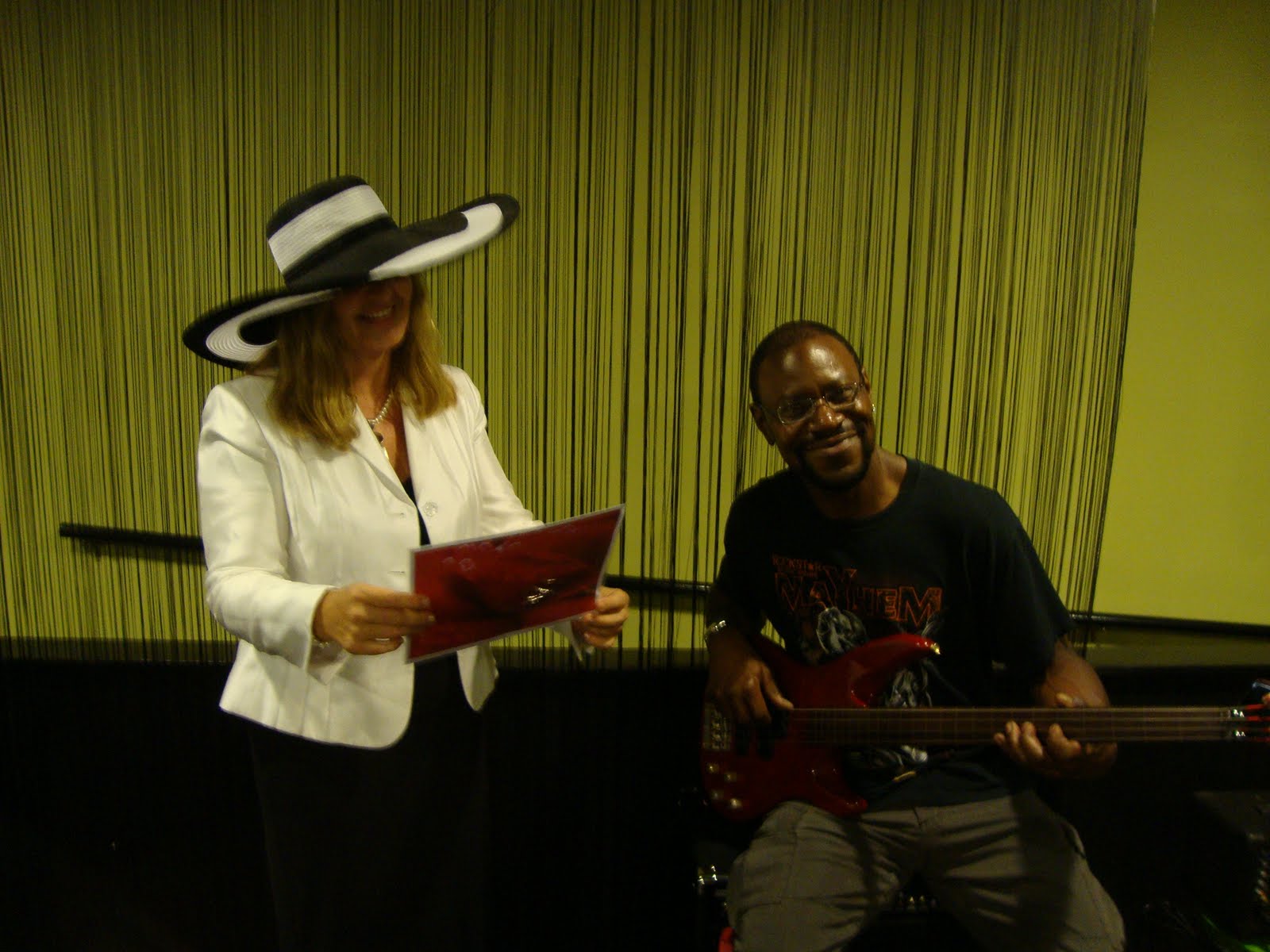 Poetry Laurels: Living in the Moment... Looking, Seeing, Breathing ...