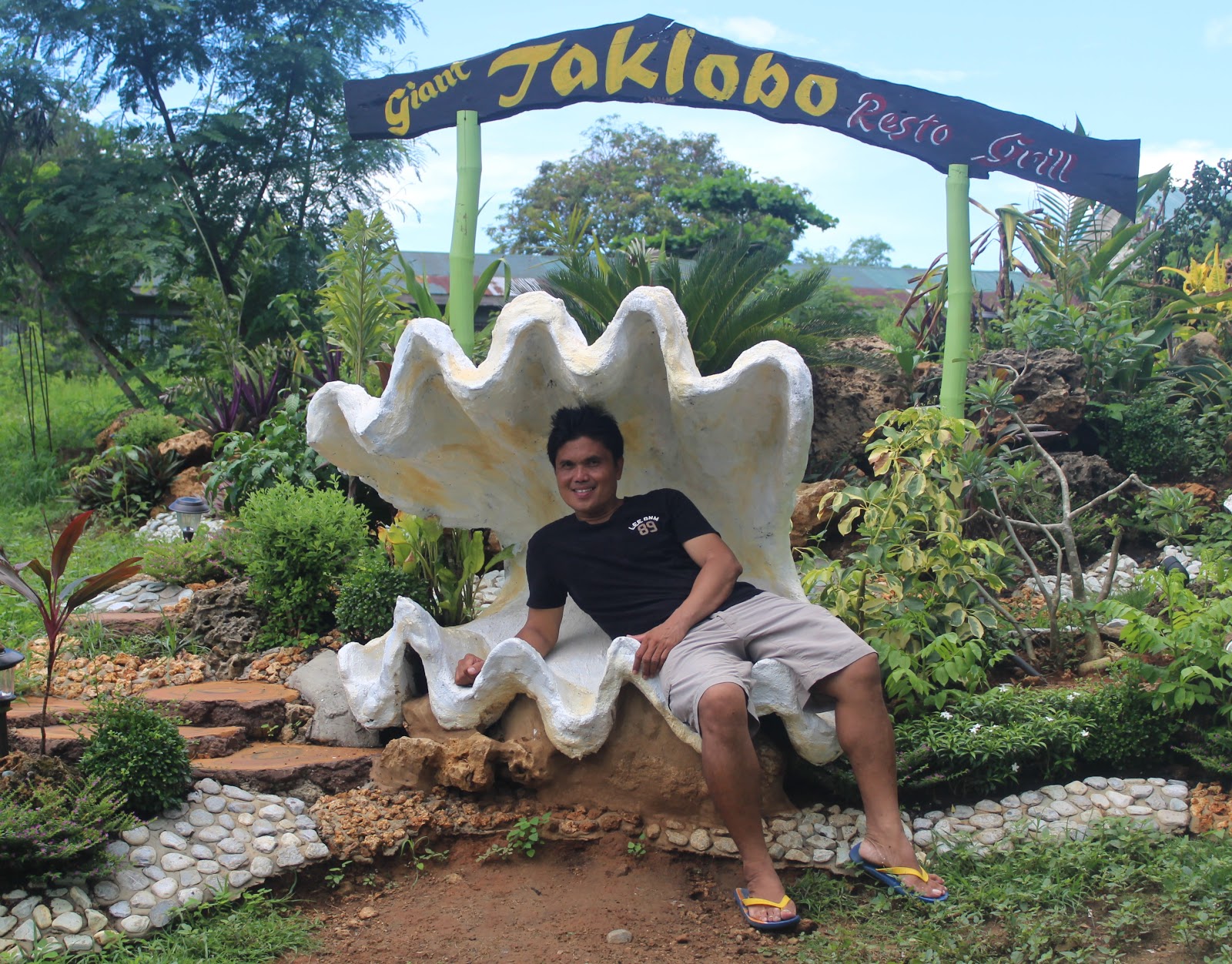 LEXICAL CROWN: GIANT TAKLOBO RESTO GRILL AND RESORT COTTAGES