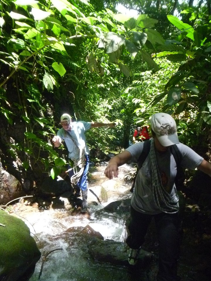 Culturama: REMONTANDO LOS CAUCES DEL GARICHE...