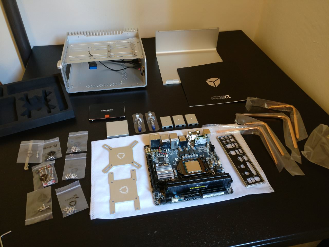 FanlessTech: Streacom FC8 build log