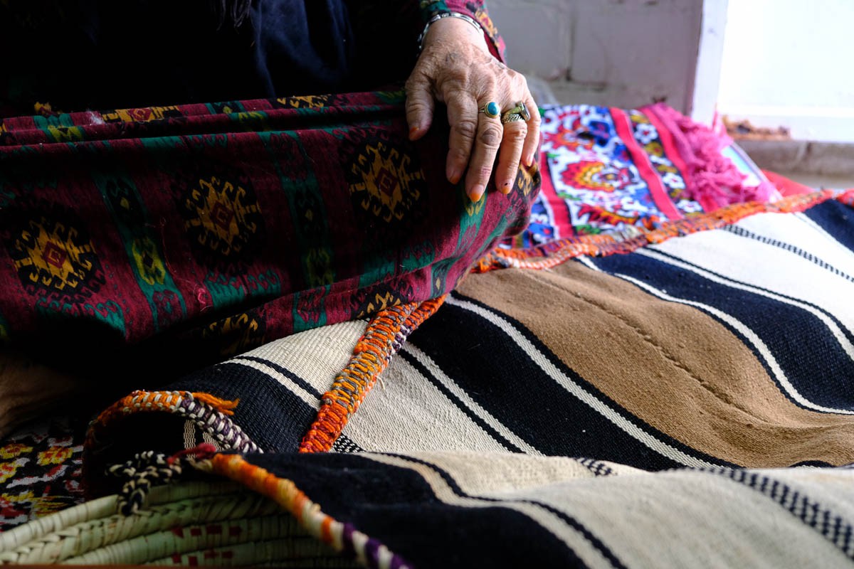 Ladies who do lunch in Kuwait: Material Culture in Arabia: Bedouin ...