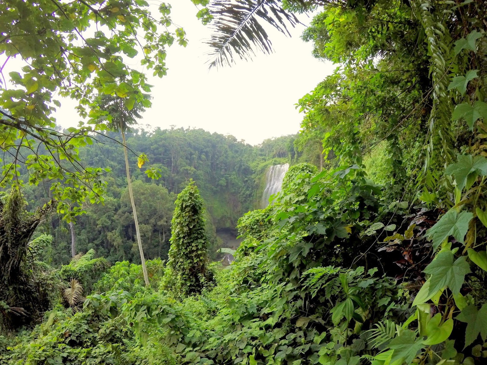 Hulugan Falls Luisiana Laguna - moredantravels
