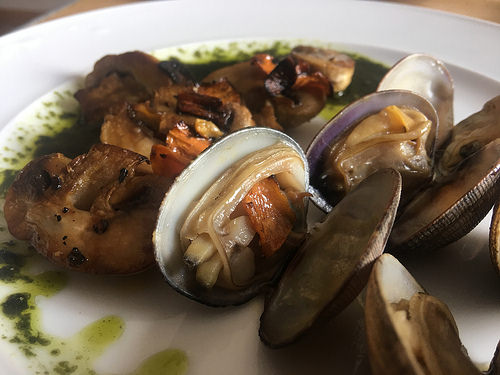 Behind the French Menu: Palourdes – Clams. Clams on French Menus.