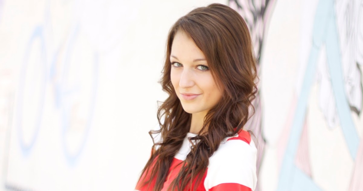 Love, Lenore: bold stripes.