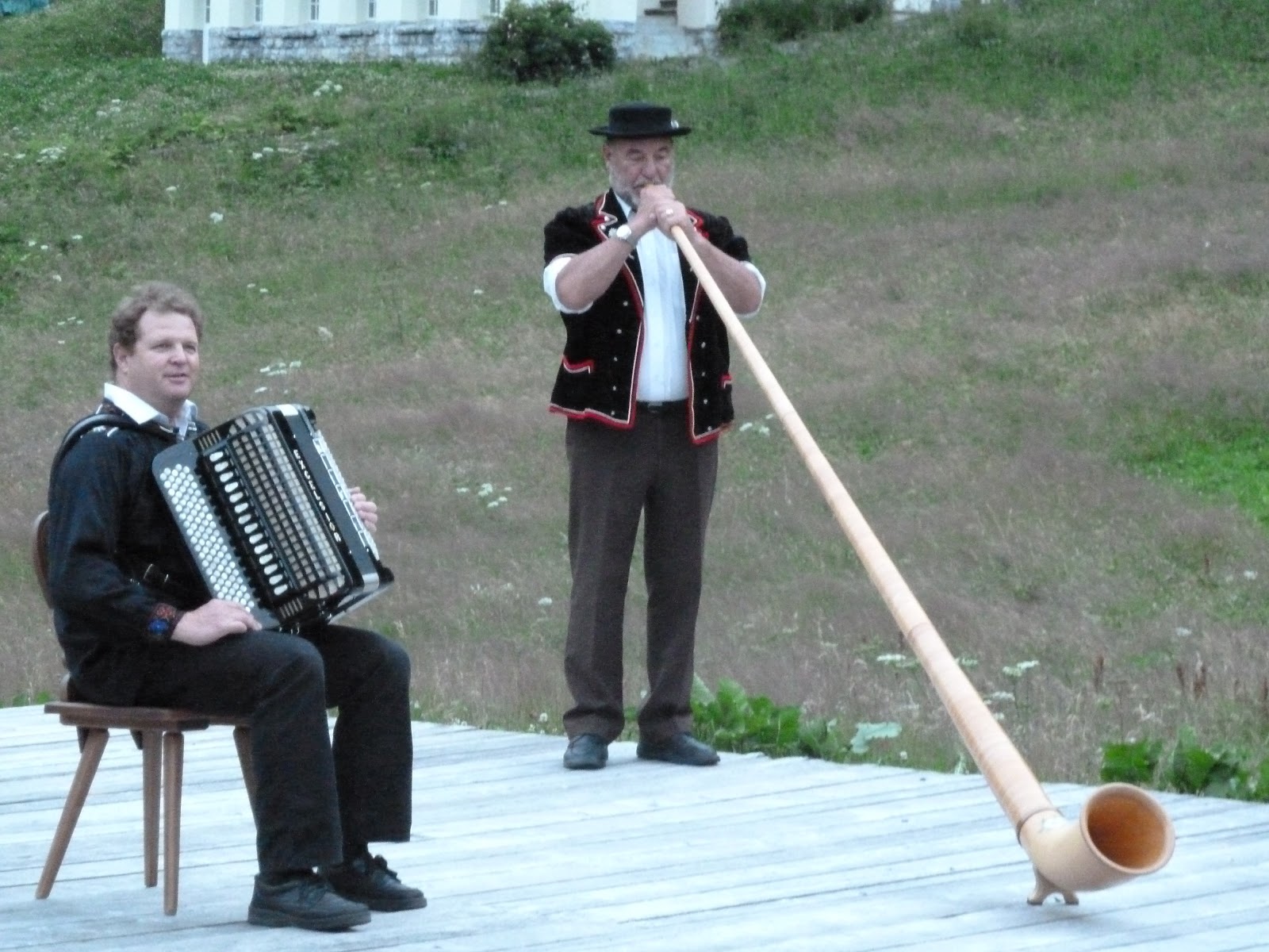 Wanderings and Walkabouts: Alpine Music in Murren