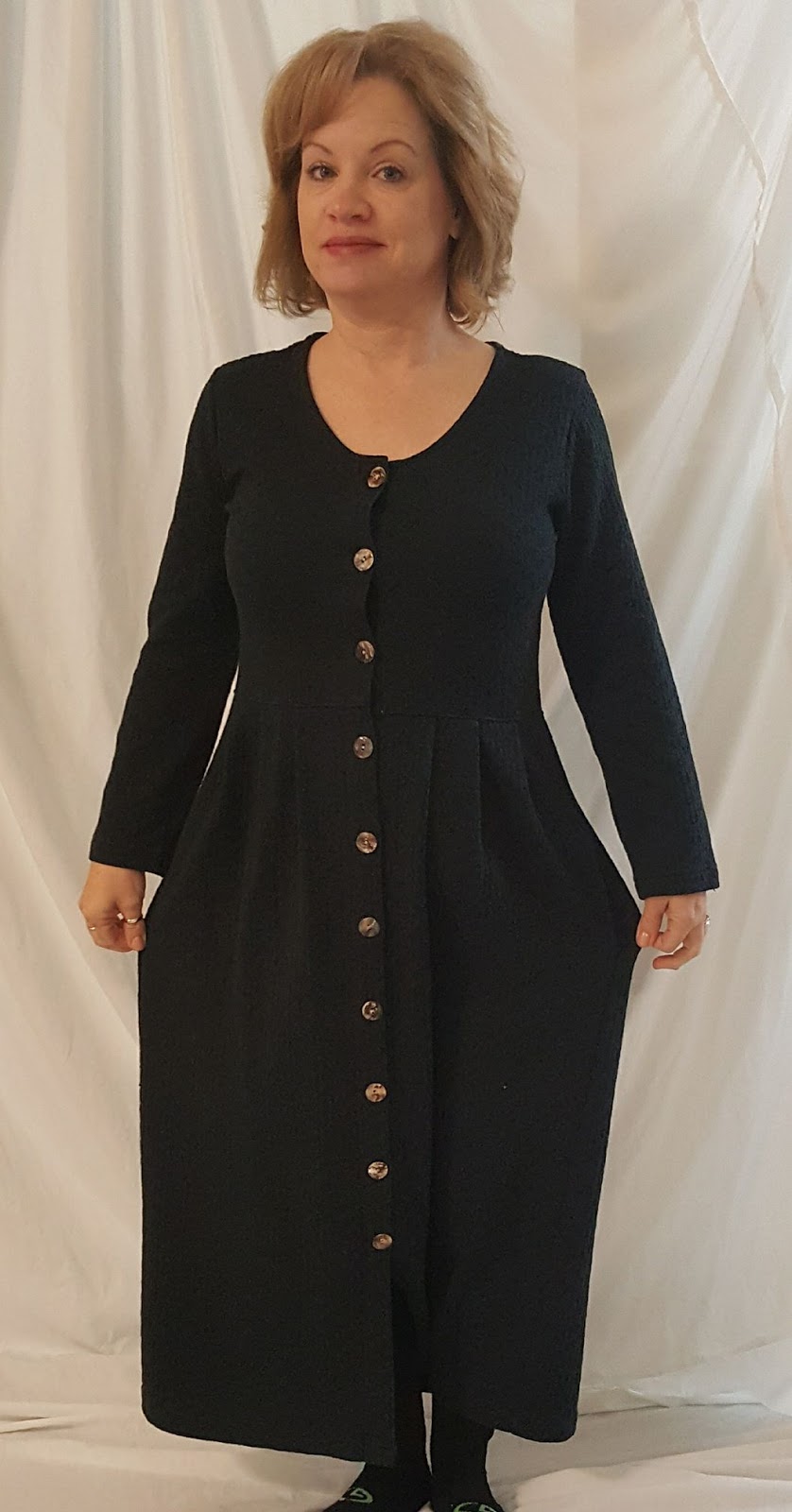 I Can Work With That; Refashions by Chickie W.U.: Dresses For December ...