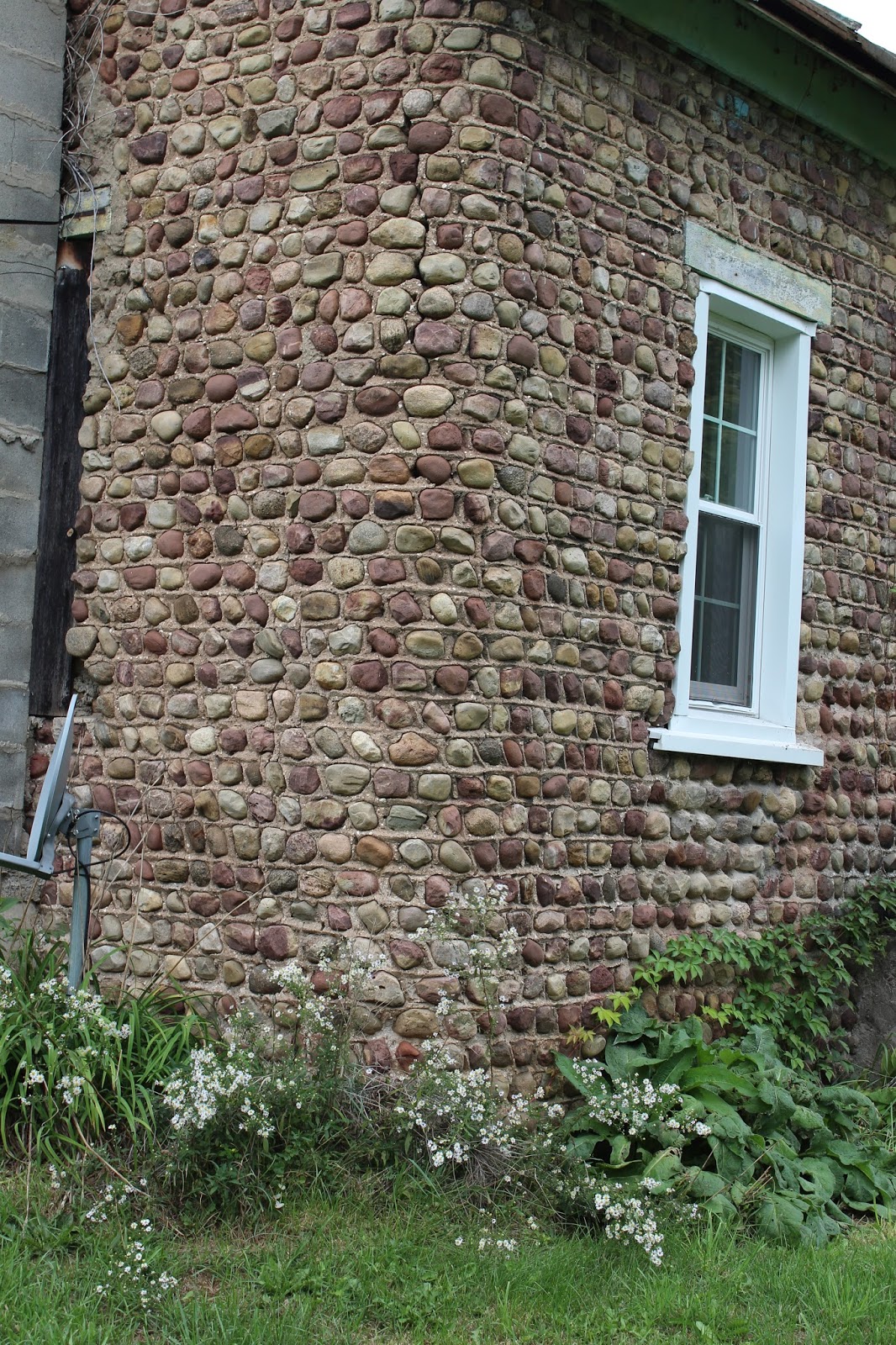 Cobblestone Buildings of North America: Cobblestone Buildings in Cayuga ...
