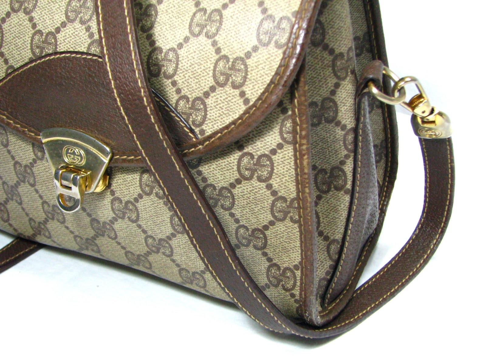 Bag Finds by Jules: A Sling Shot of Vintage GUCCI