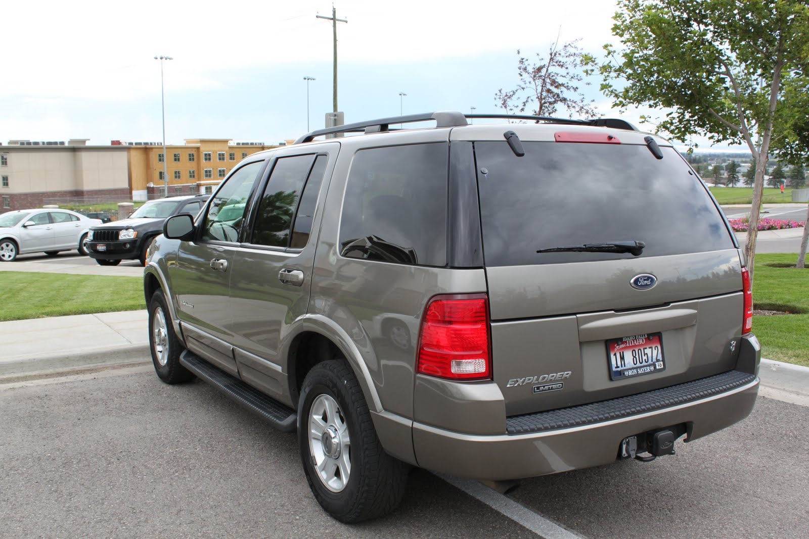 LyonsCarSale: 2002 Ford Explorer Limited Edition For Sale