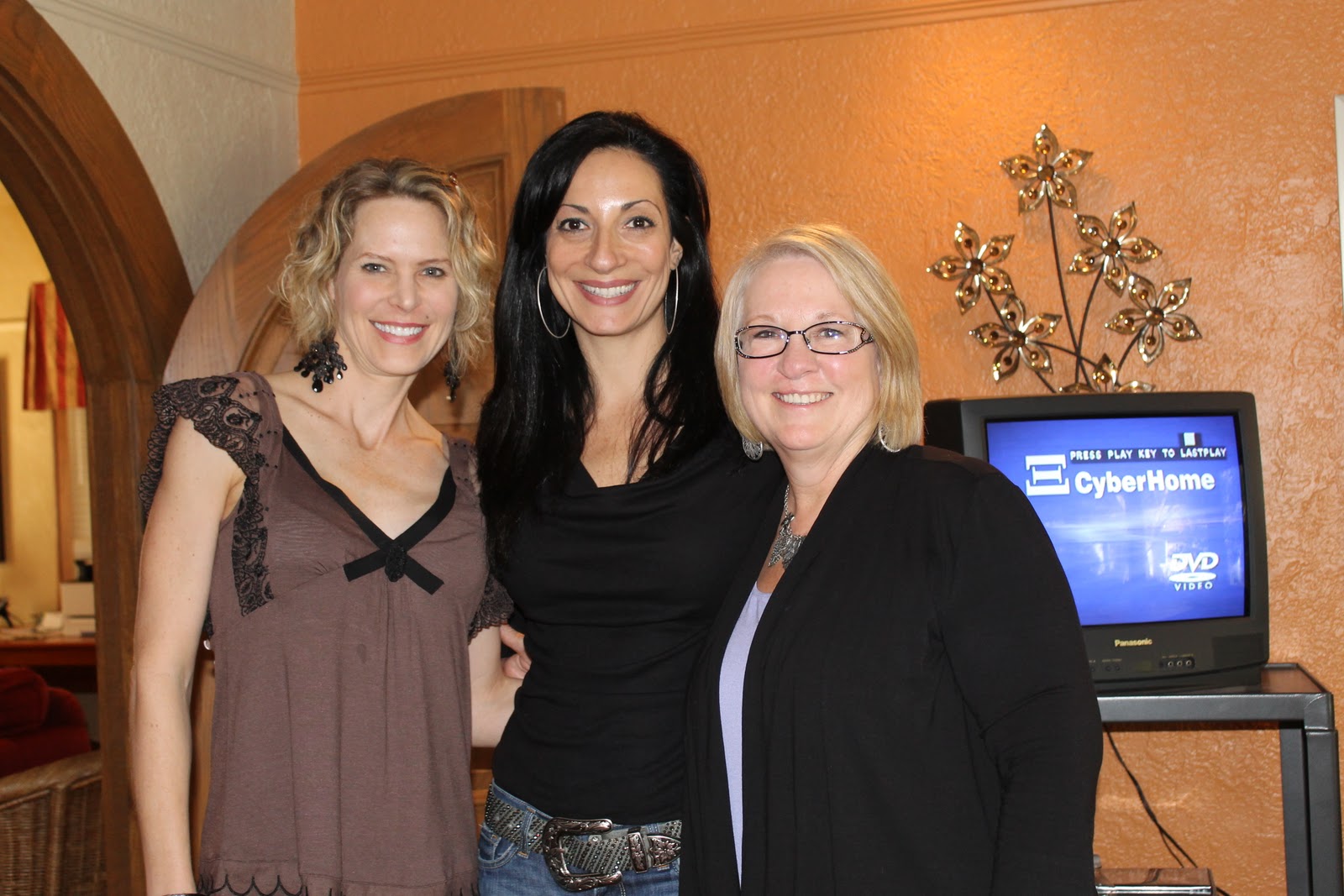 Modern Widows Club Blog: No ordinary workshop at Modern Widows Club!