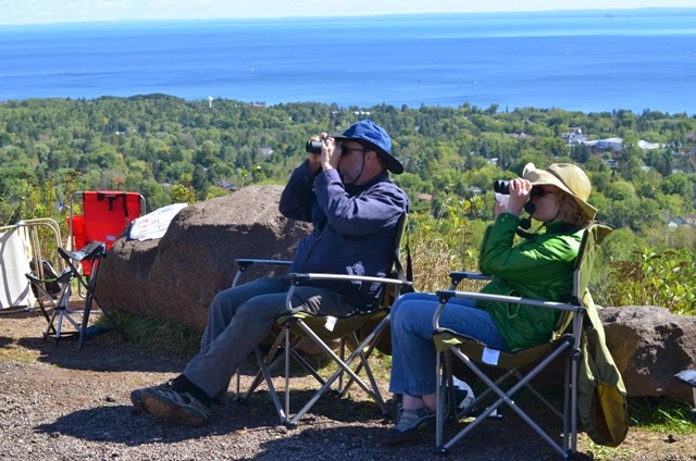 Education – Hawk Weekend, Scenes from the Overlook : Hawk Ridge Bird ...