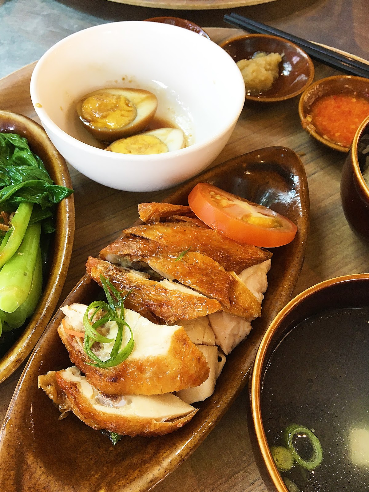 REVIEW: Sin Kee Famous Cantonese Chicken Rice and Loy Kee Best Chicken Rice