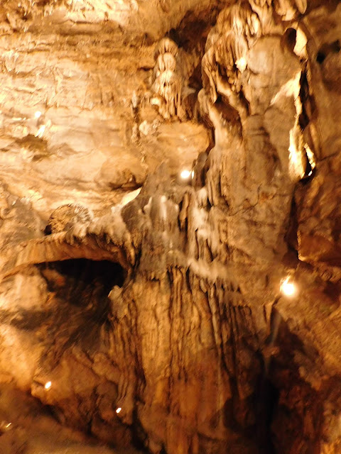 Indian Echo Caverns