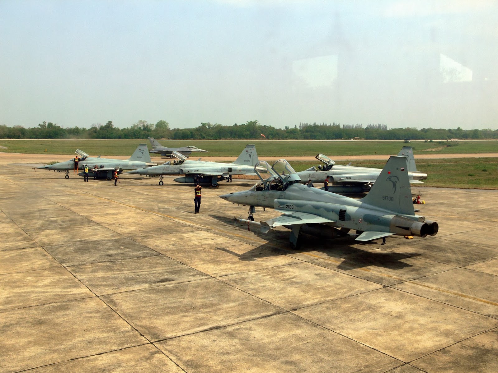 THAIDEFENSE-NEWS: RTAF F-5E/F IN COPE TIGER 2013