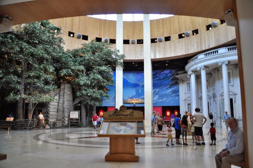 Brandy Trekkers: LINCOLN - THE LONG TRAIN HOME