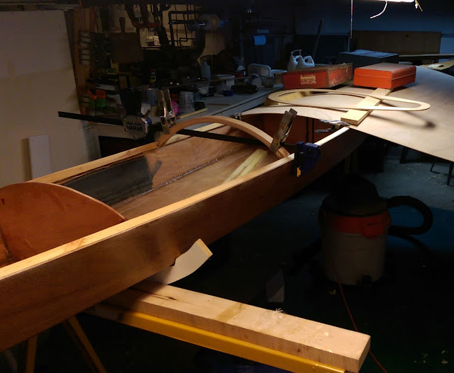 Harbor Inn Boatworks : Installing Deck Beams