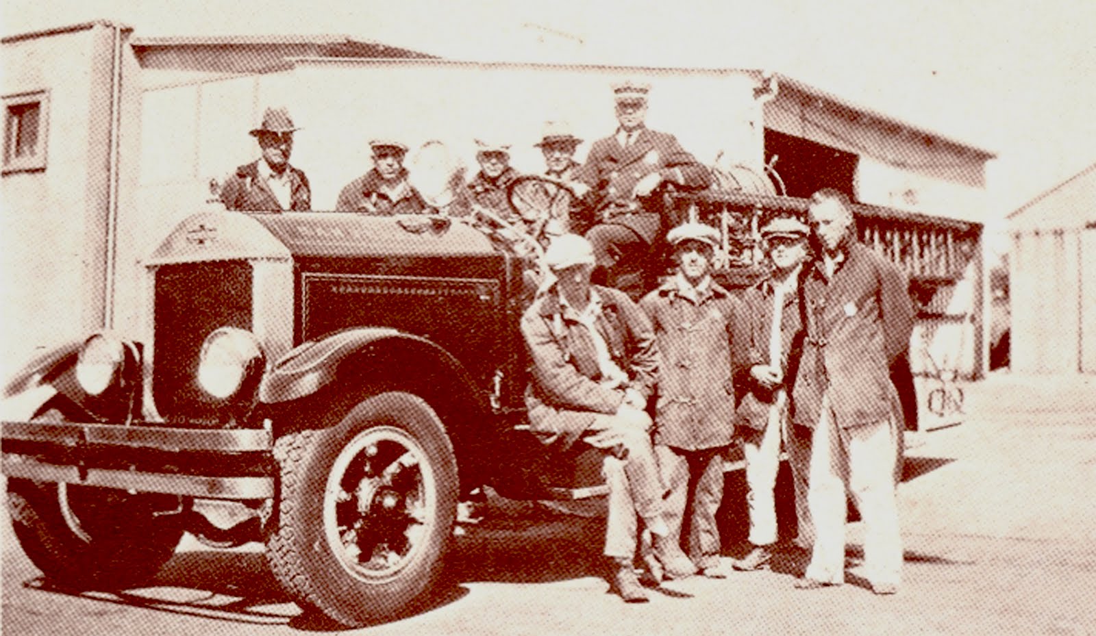 The Museum of the San Fernando Valley: SAN FERNANDO FIRE DEPARTMENT 1930
