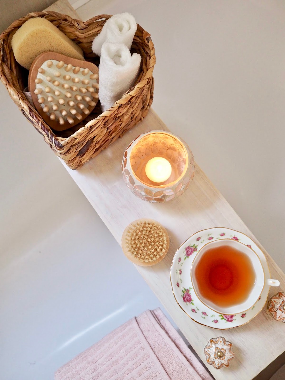 DIY Bath Caddy - Dainty Dress Diaries