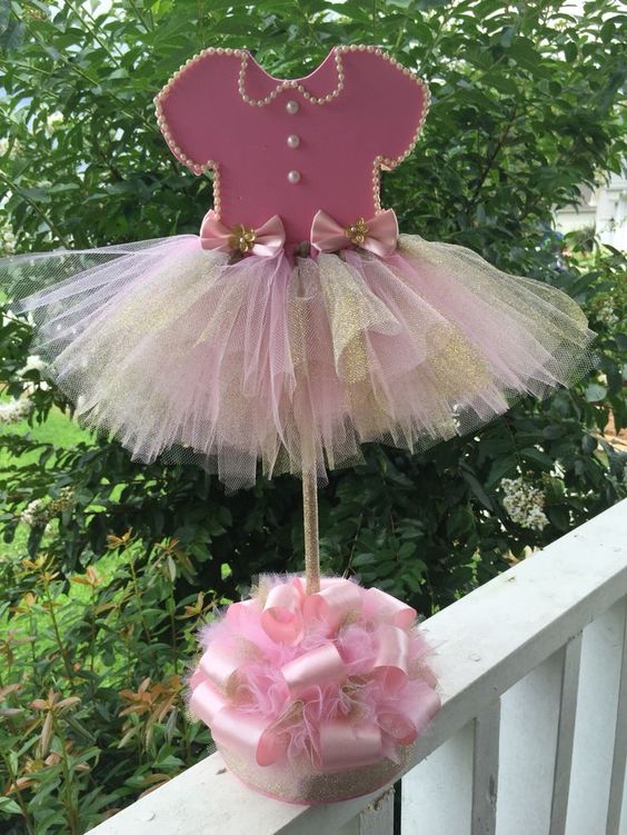 22 Hermosas ideas de cómo decorar manualidades con tul ~ cositasconmesh