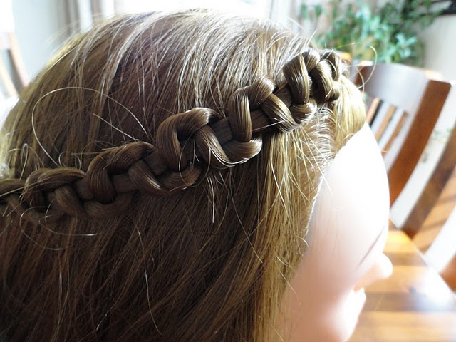 How-To: The Snake Braid - The Bella Insider