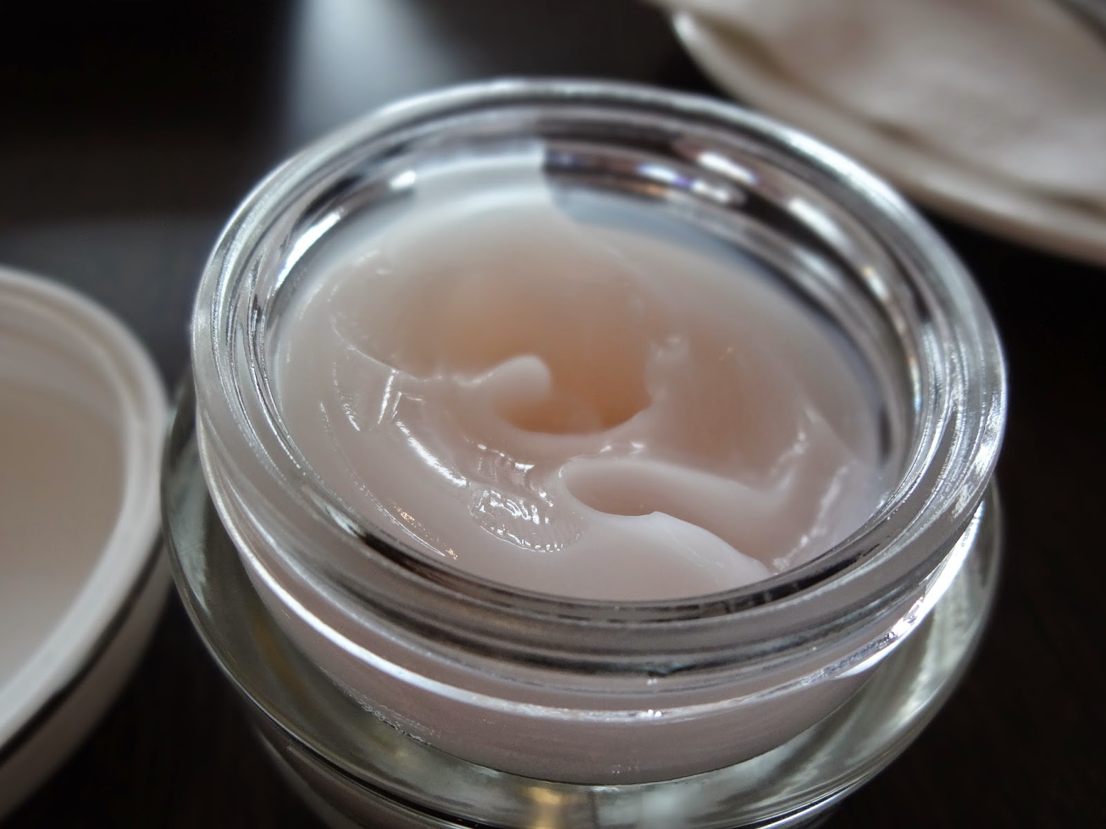 Biotherm Aquasource Cocoon全新溫泉水潤保濕凝霜。隆重登場! … : 艾美~美容小館